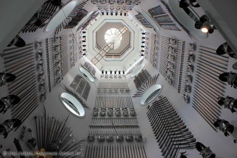 Royal Armouries Museum (Leeds): A Brief History of War - Darksword Armory