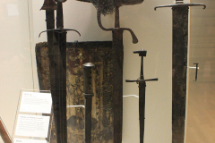 Royal Armouries Museum (Leeds): A Brief History of War - Darksword Armory