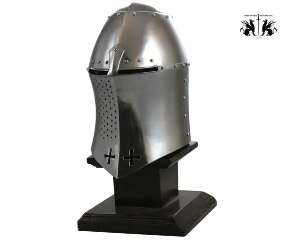 Fantasy Templar Helm (#1721) - Darksword Armory