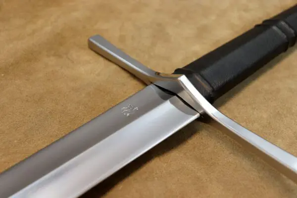 Two Handed Gothic sword (1332) - Darksword Armory