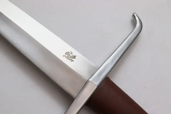 Alexandria Dagger (#1827) - Darksword Armory