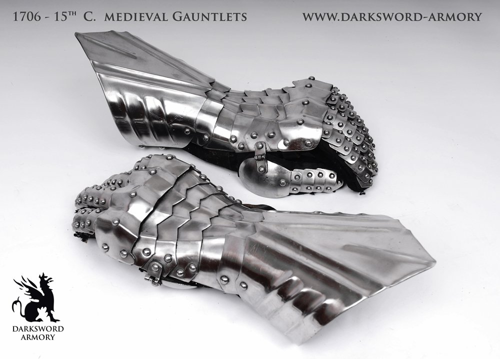 Medieval Gauntlets (#1706) - Darksword Armory