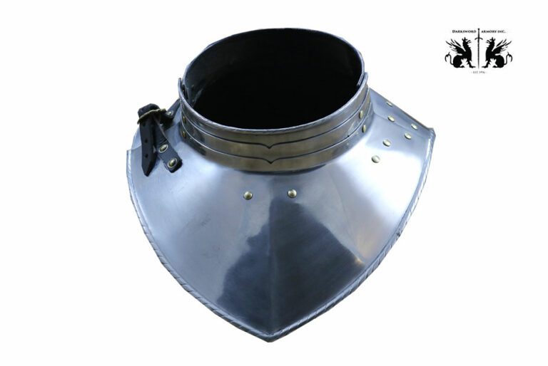 Medieval Gauntlets (#1706) - Darksword Armory