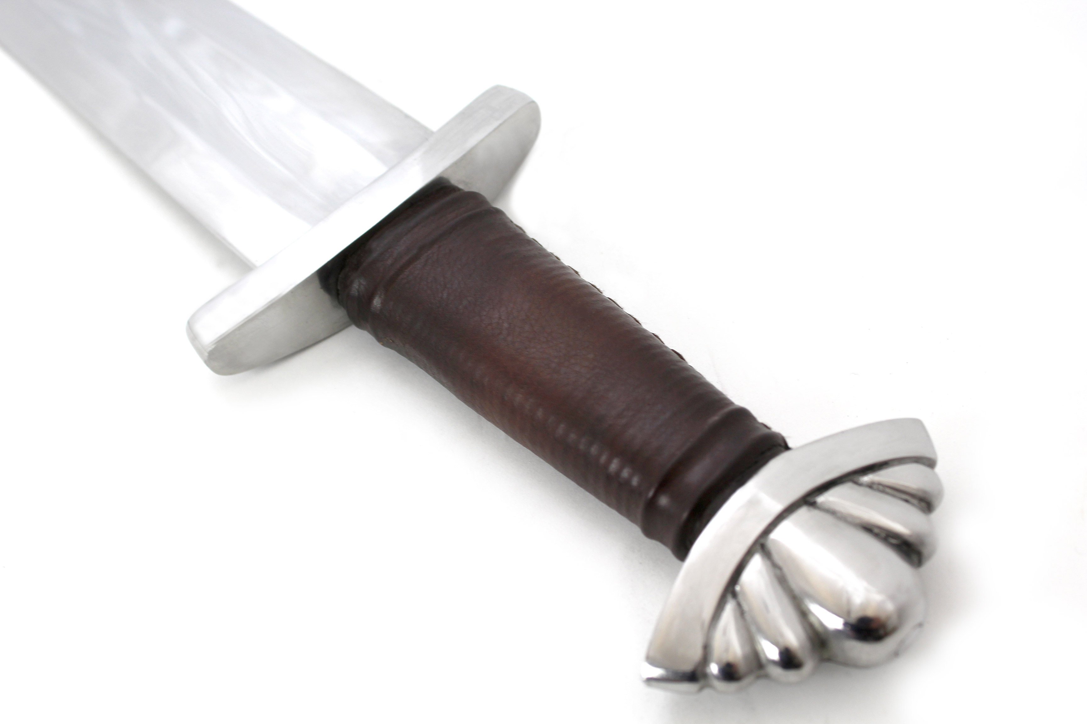 5 Lobe Viking Sword (#1540) - Darksword Armory