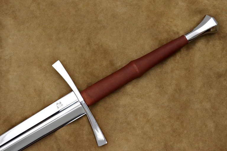 15th Century Hand and a Half sword (#1537) - Darksword Armory