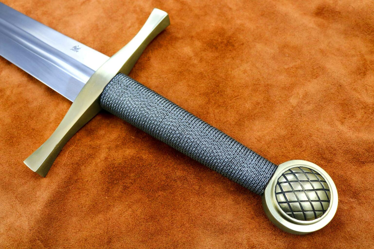 Excalibur Sword Limited Edition | darksword-armory.com