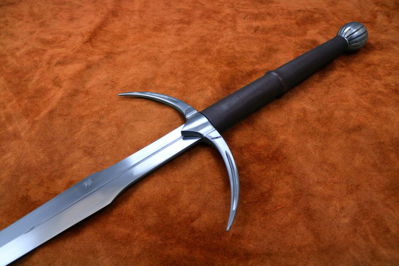 Two handed Danish Sword (#1352) - Darksword Armory