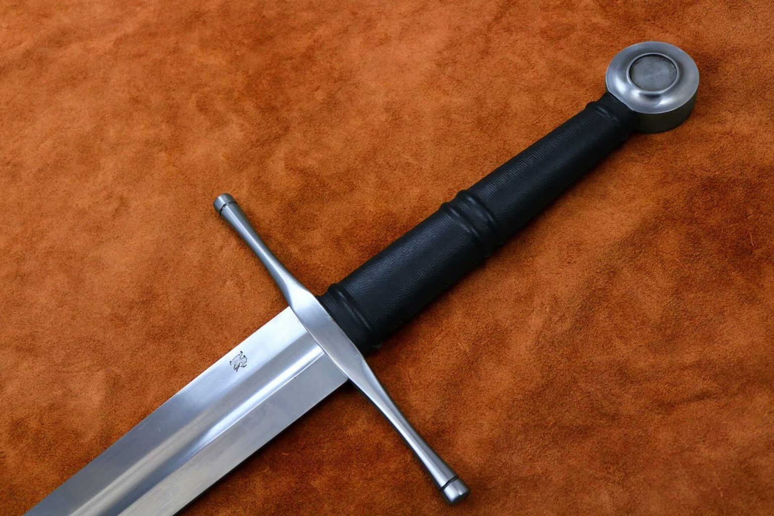 Two Handed Norman Sword (#1336) - Darksword Armory