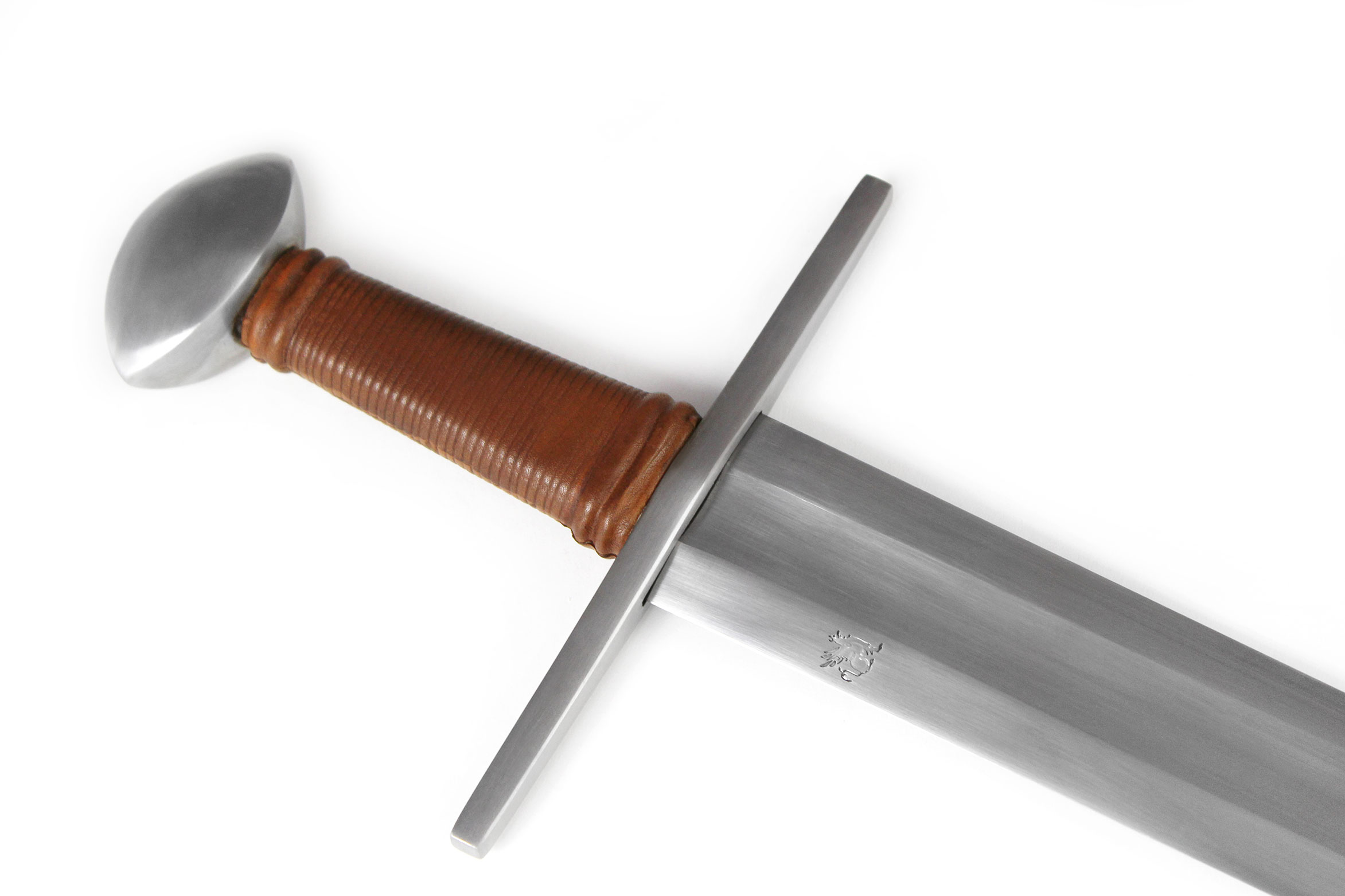 Type XII Medieval Sword | darksword-armory.com