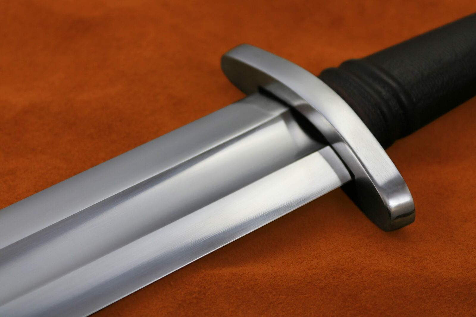 5 Lobe Viking Sword (#1540) - Darksword Armory