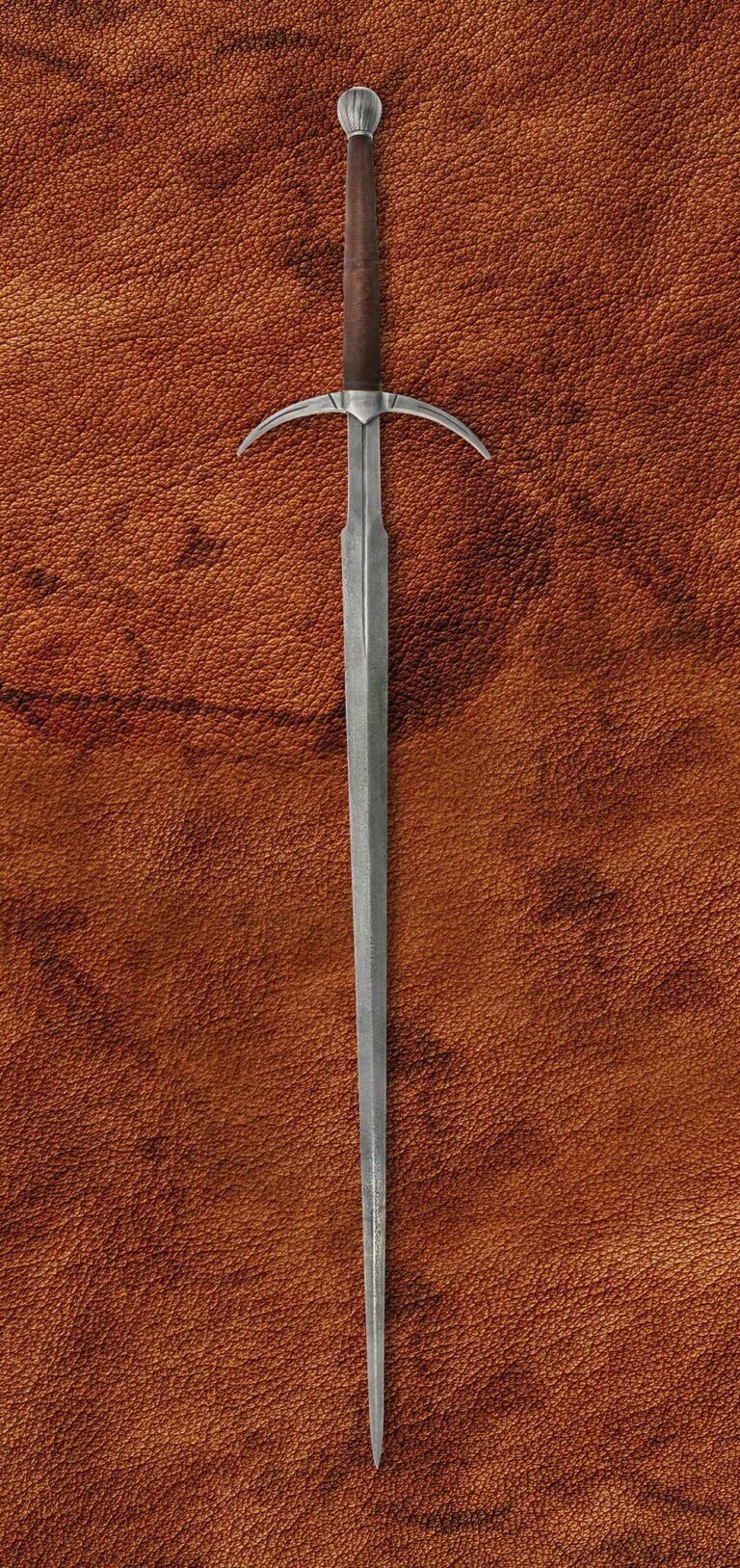 The Guardlan Elite Sword (#1621) - Darksword Armory
