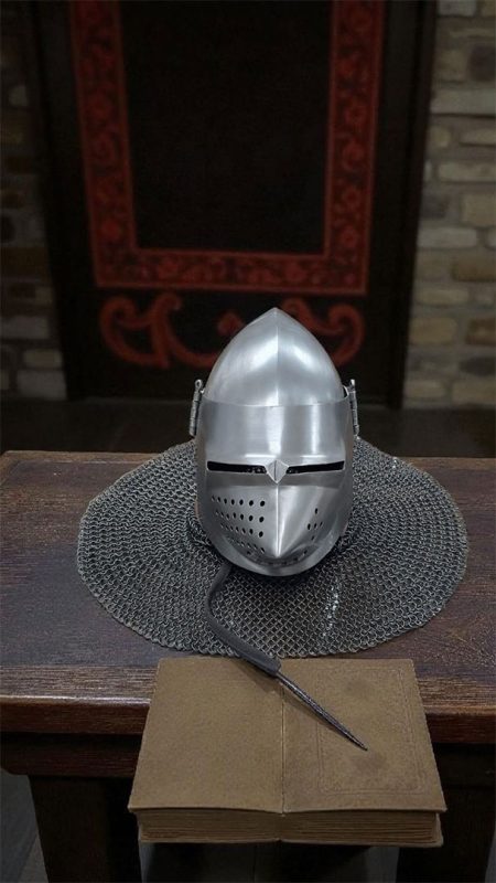 Edward The IIIrd leg Armor (#1718) - Darksword Armory