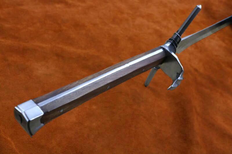 The Knochenbrecher (#1327) - Darksword Armory