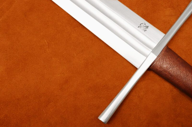 The Baron Sword (#1550) - Darksword Armory