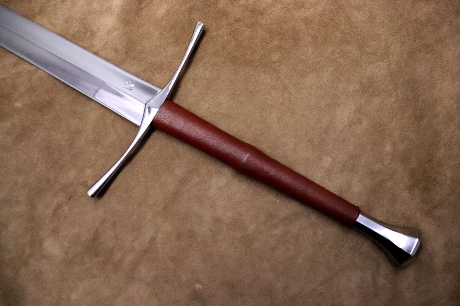 Italian Longsword - Medieval Sword | darksword-armory.com