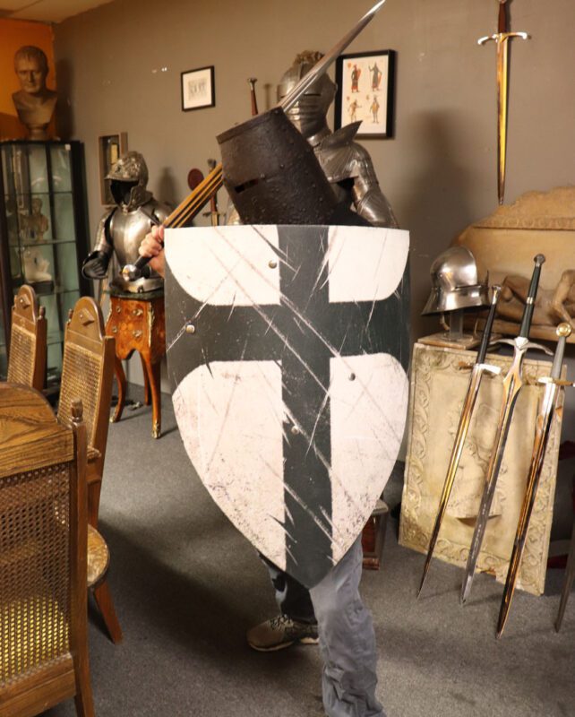 1761 Medieval Crusading Knight Shield - Darksword Armory