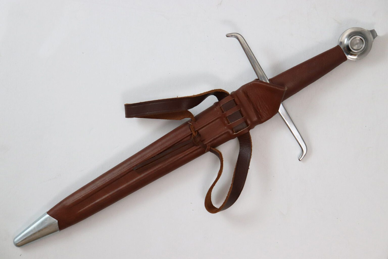 Alexandria Dagger (#1827) - Darksword Armory